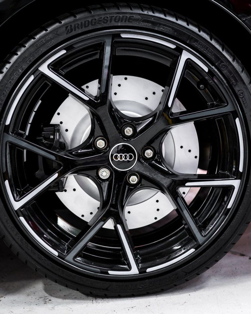 Vagbremtechnic Rear 356x22mm Disc Upgrade Kit – Audi RS3 (8Y) – CLP ...